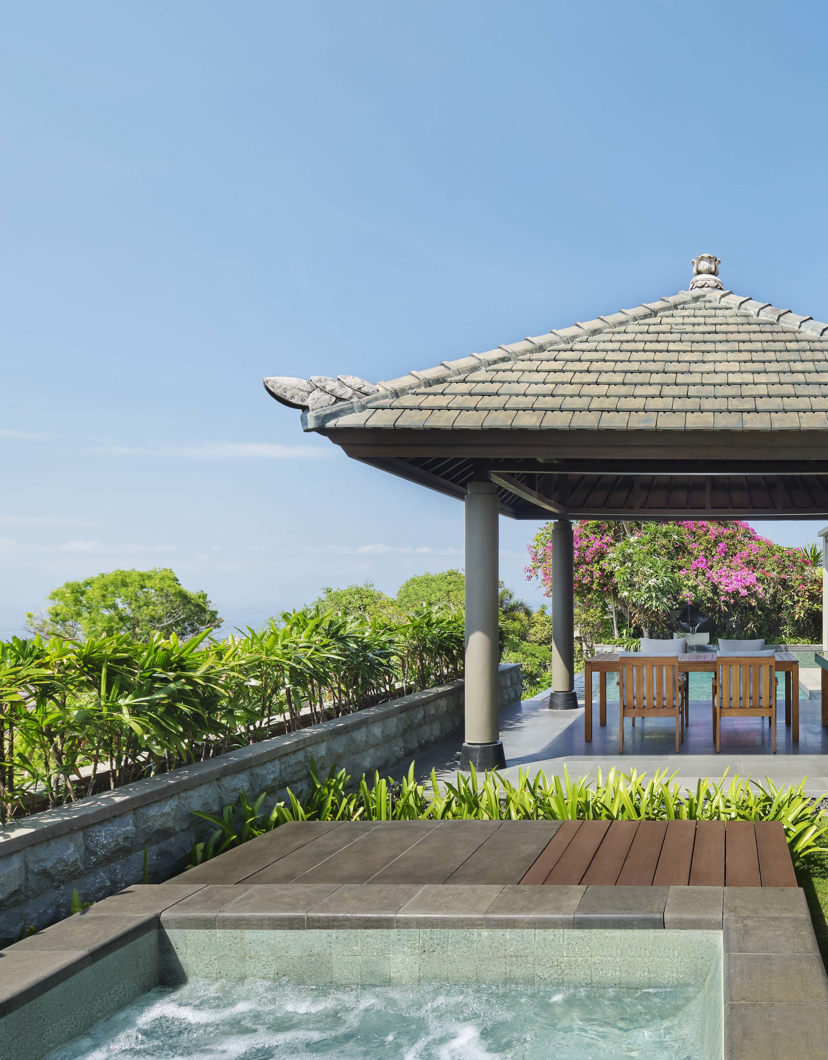 Luxury Clifftop Villas | Umana Bali, LXR Hotels & Resorts